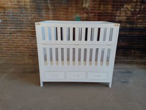Box Bayi Retro Duco Putih | INDO JATI FURNITURE JEPARA