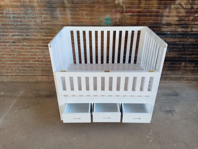 Tempat Tidur Box Bayi Minimalis Putih | INDO JATI FURNITURE JEPARA